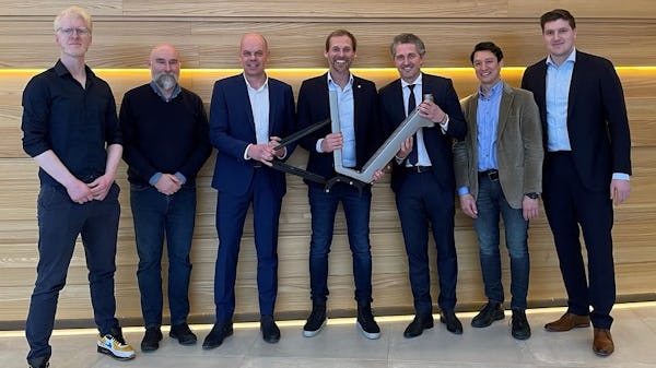 VDL showcases bicycle frame manufacturing process