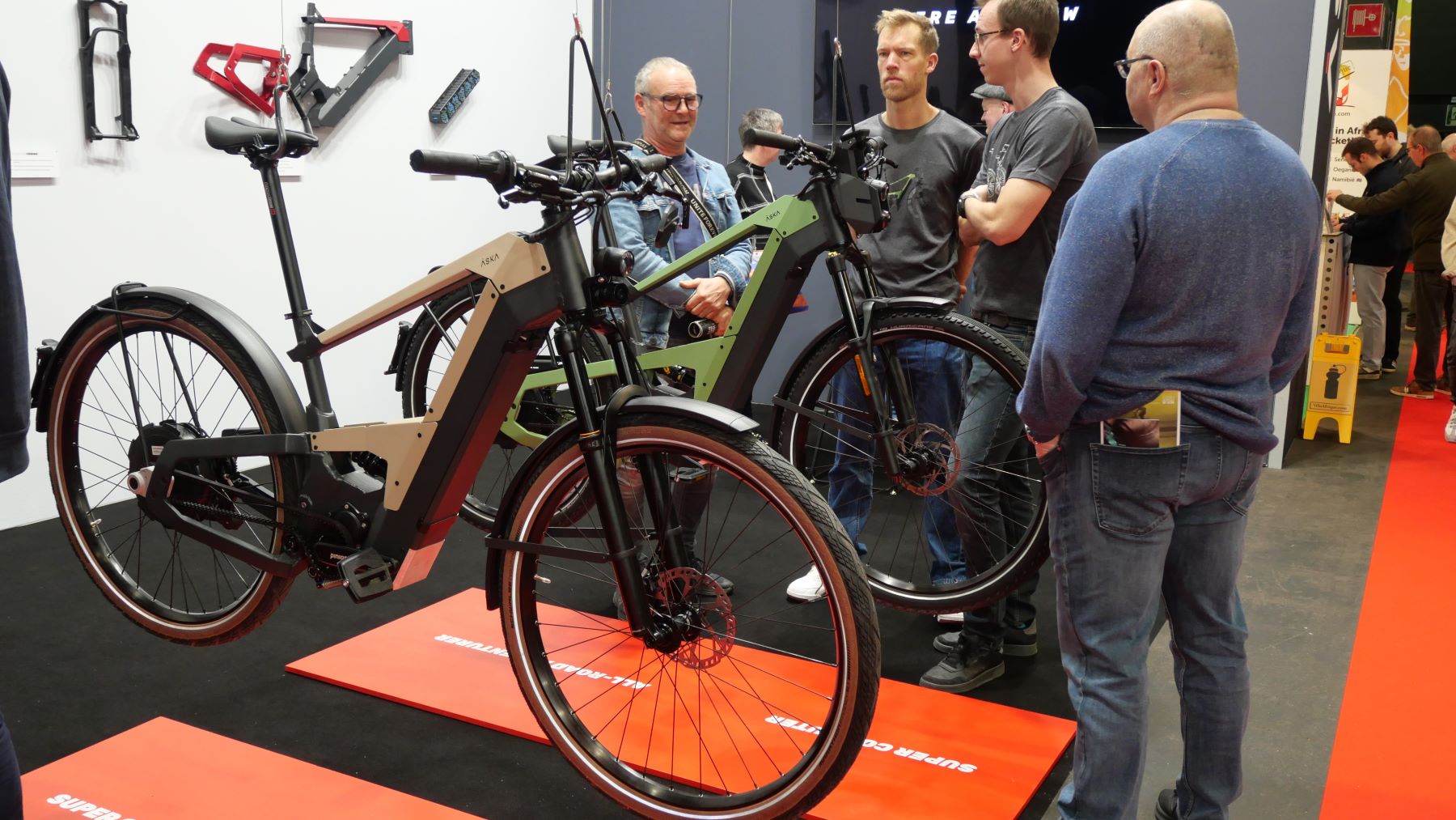 Velofollies defies industry gloom with well-placed optimism