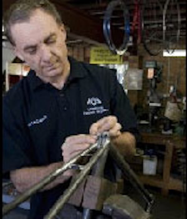 UCI Signed Agreement with Framebuilders Collective To Reduce ...